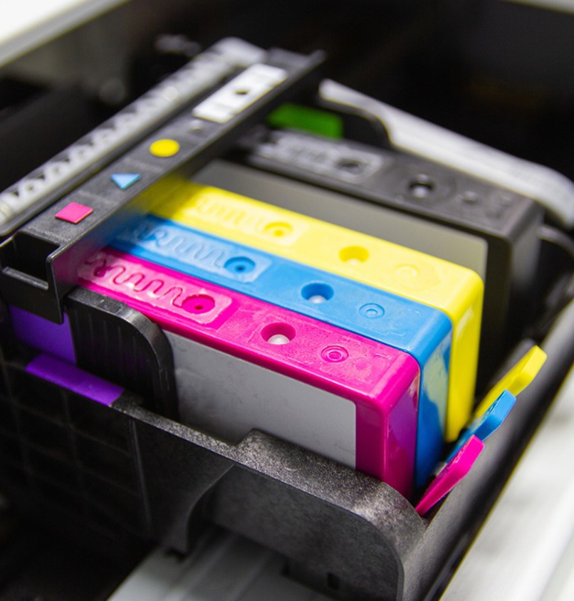 MAQUINA E INSUMOS PARA IMPRESIÓN DE INYECCIÓN DE TINTA LASER